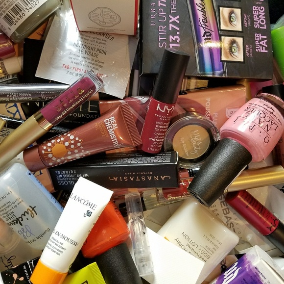 Lancome | Makeup | All New Items 2 Piece Mystery Beauty Sample Box ...